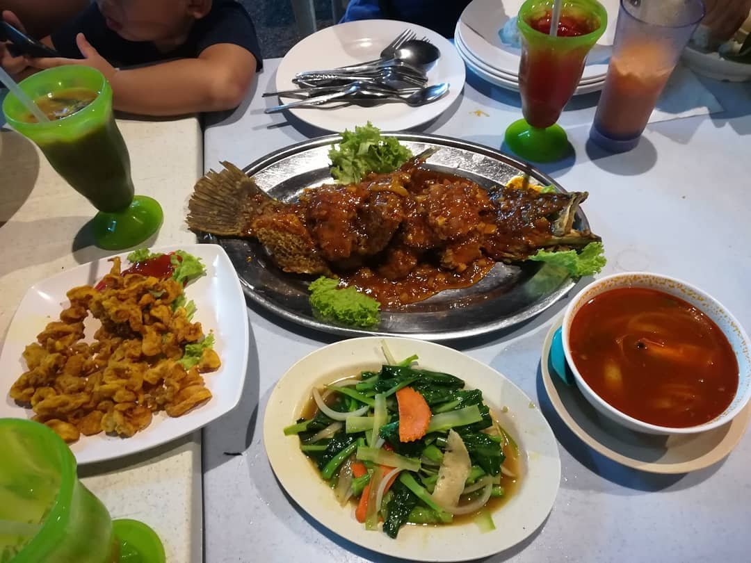 10 Cadangan Restoran Seafood Sekitar Johor Maqan
